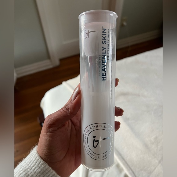 it cosmetics | Makeup | Brand Newit Cosmetics Heavenly Skin Bye Bye ...